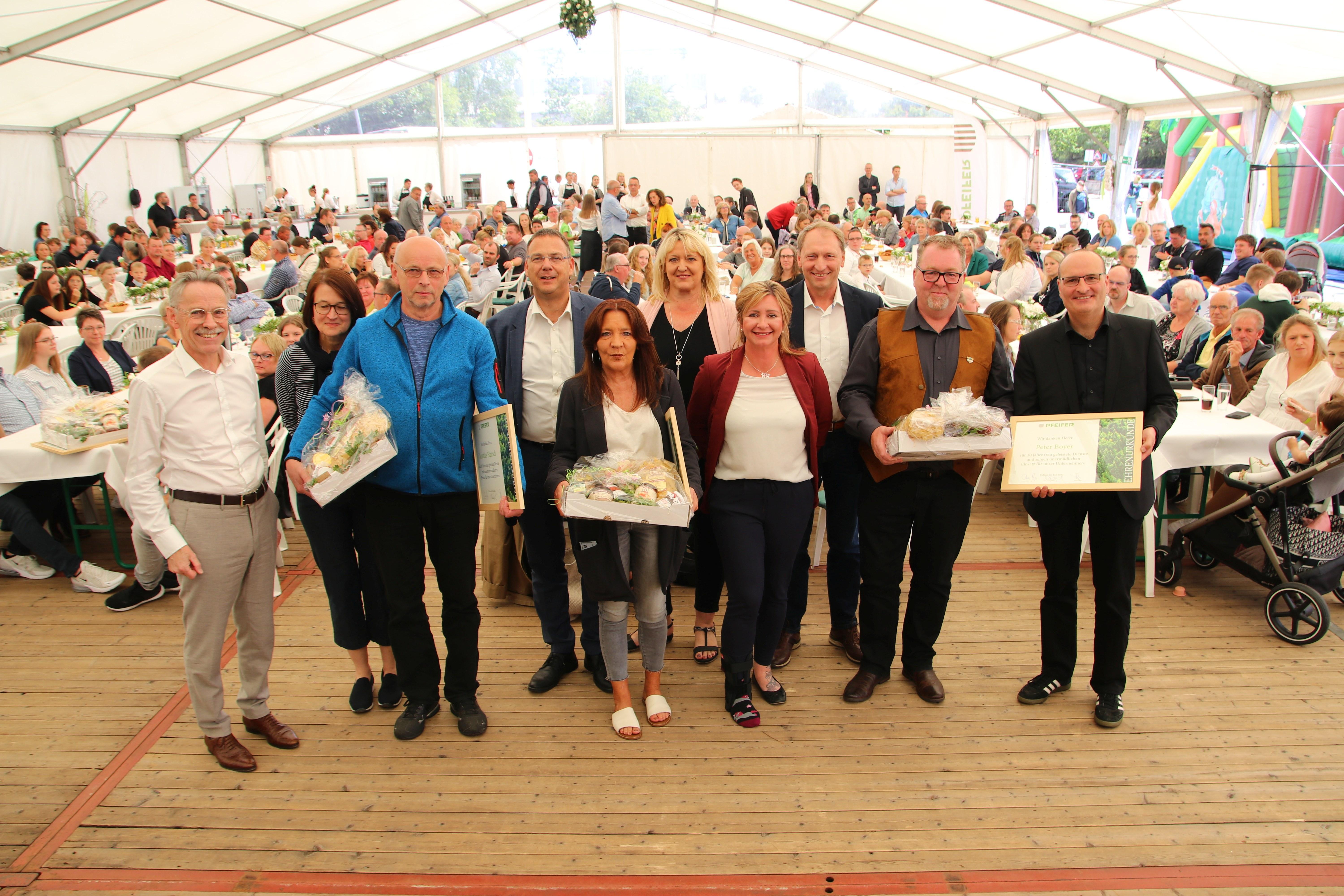 Pfeifer Uelzen feiert 30 Jahre mit großem Mitarbeiterfest - Agentur POLAK